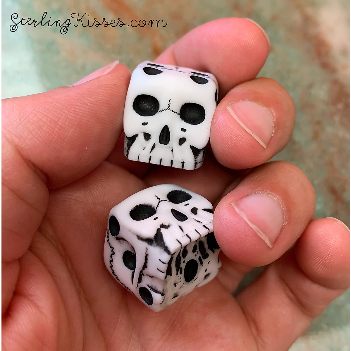 Skull Dice - Pair of Skull Shaped Dice 6 Sided