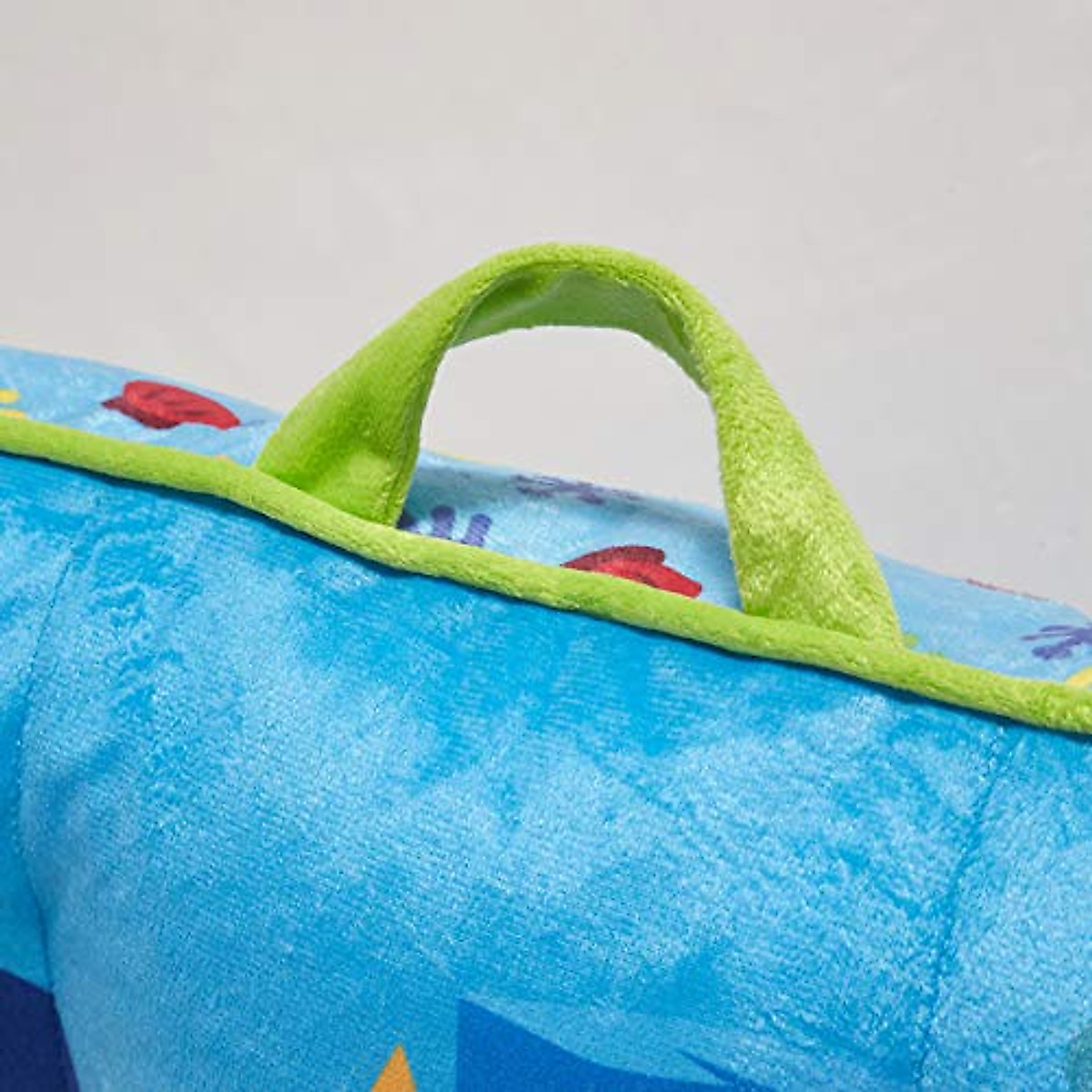 Idea Nuova Baby Shark Kids Mink Plush Bean Bag Chair with Piping & Top Carry Handle, Large