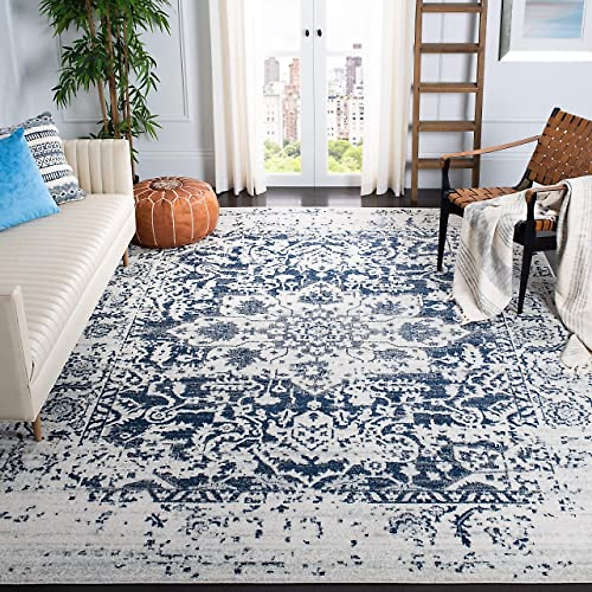 SAFAVIEH Madison Collection 5'3" Round Teal / Ivory MAD603J Oriental Snowflake Medallion Distressed Non-Shedding Dining Room Entryway Foyer Living Room Bedroom Area Rug