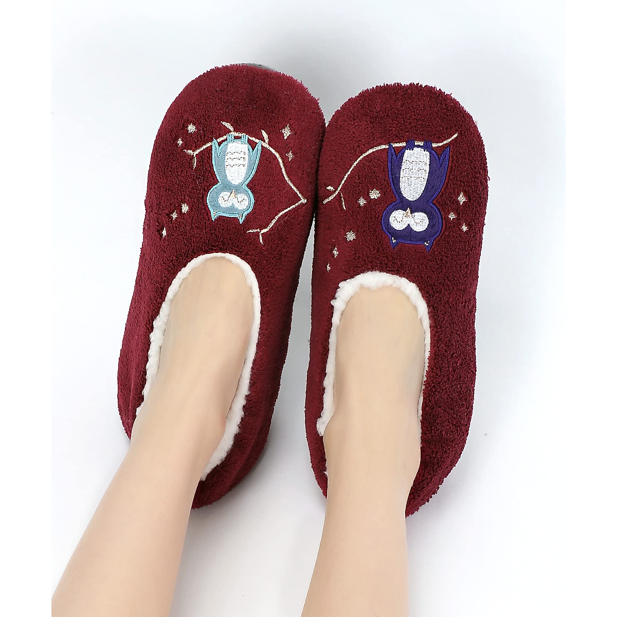 DICUIRD Womens Cozy&Warm Soft Sole Slipper Socks with Grippers-Fuzzy Fleece Lined House Slippers with Non-skid Bottoms (Wine Owl, 8-10)