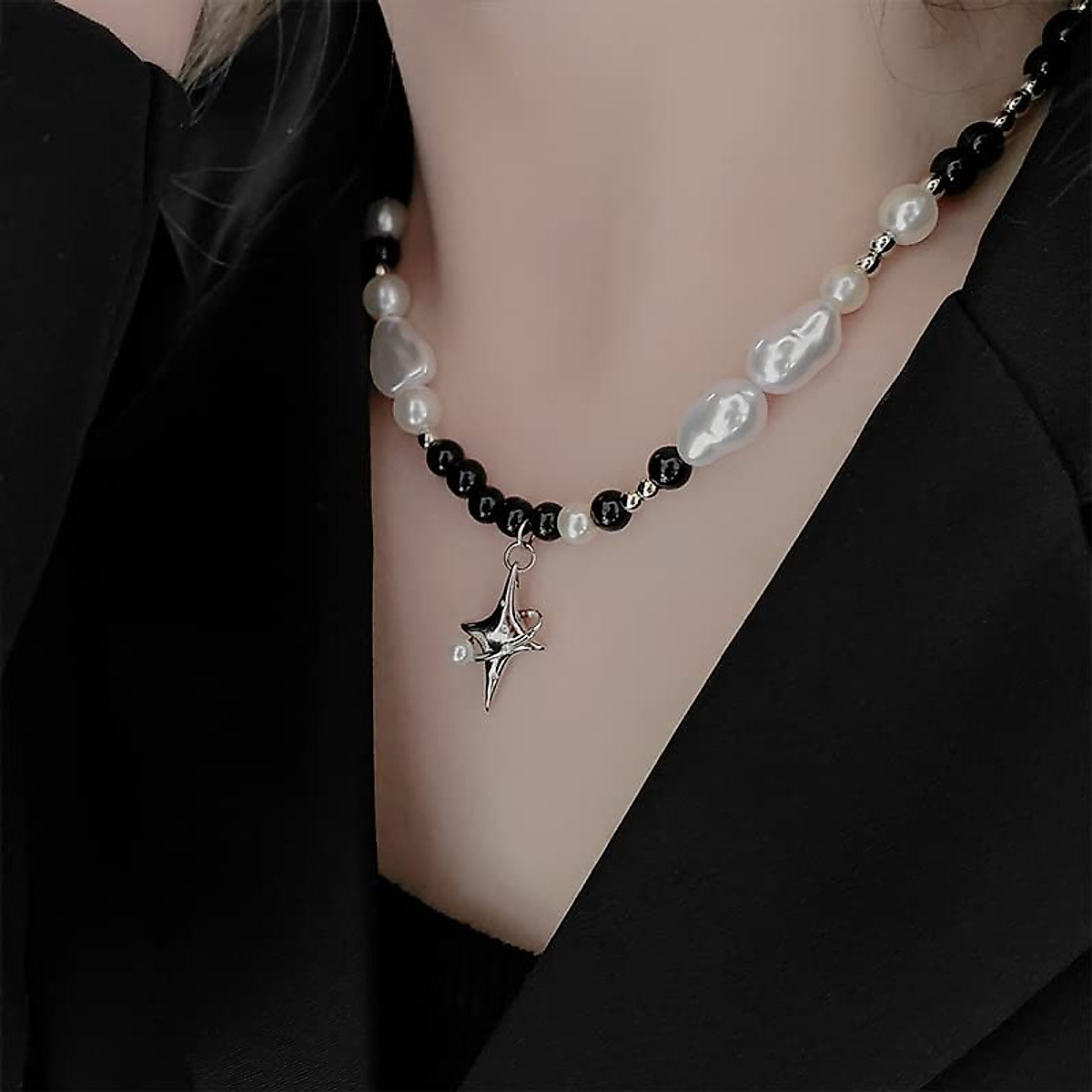 Punk Star Pendant Baroque Pearl Necklace for Women Asymmetric Black White Beads Necklace Choker Jewelry Gift (Style 1)