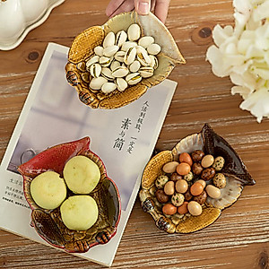 YINYUEDAO Snack Plate, Owl Shape, Ceramic Material, Used to Hold Snacks or Appetizers, Exquisite and Lovely Ceramic Ornaments, Holiday Theme, Gift Selection, Set of 4