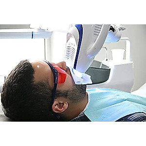 BEYOND FLEXIBLUE Comfort Cheek Retractors | Disposable Dental Cheek Retractors | Plastic Mouth Opener - Medium 10pk