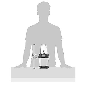Nutri Ninja Pro Personal Blender with 900 Watt Base and Vitamin and Nutrient Extraction for Shakes and Smoothies with 18 and 24-Ounce Cups (BL450)