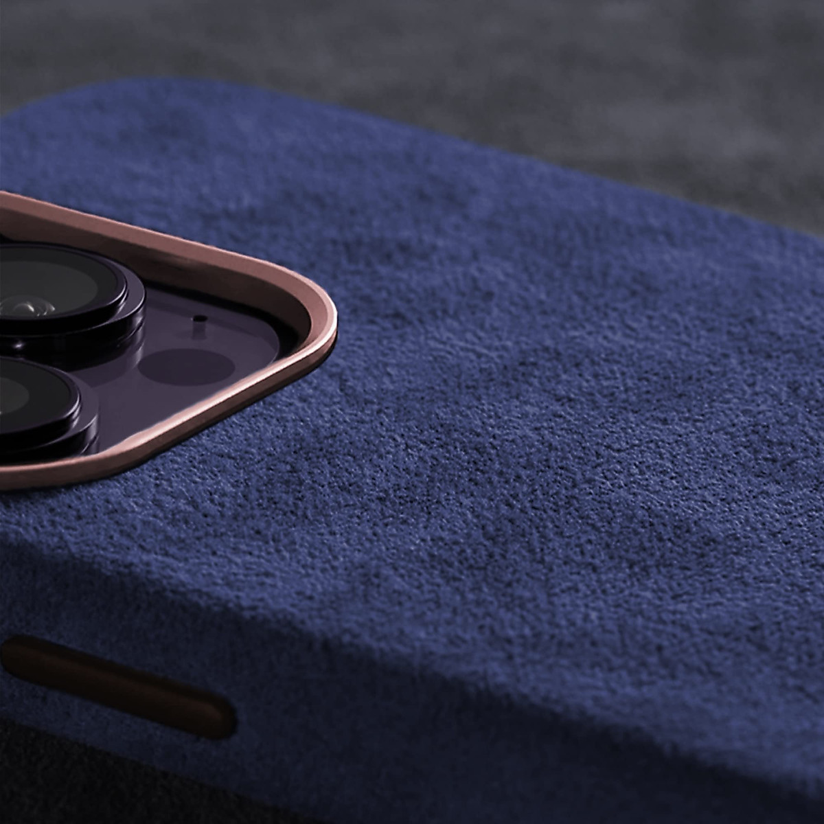 Komodoty Luxury Alcantara iPhone 14 Pro Case. Premium Italian Imported Material. Fully Wrapped Four Side Protection. MagSafe Compatible.