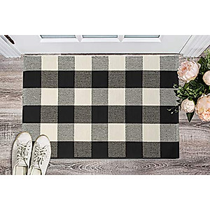 Buffalo Plaid Checkered Rug by SGallerie - Black & White Washable Woven Mat - Decoration for Indoor & Outdoor - Decor for Entryway, Patio, Kitchen, Bedroom, Bathroom and Dining Room