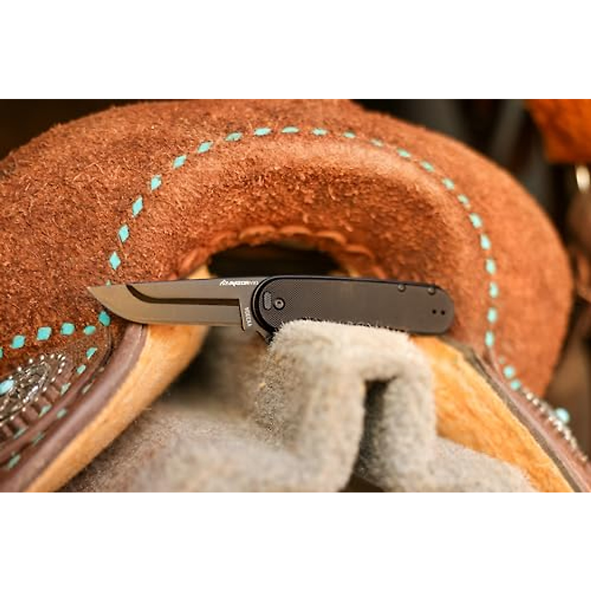 OUTDOOR EDGE RAZOR VX3 | Replaceable Blade EDC Flipper Folding Pocket Knife | 3" Blade, Ball Bearings, Black G-10 Stainless Steel Handle, Reversible Pocket Clip | Outdoor, Camping, Survival, Utility