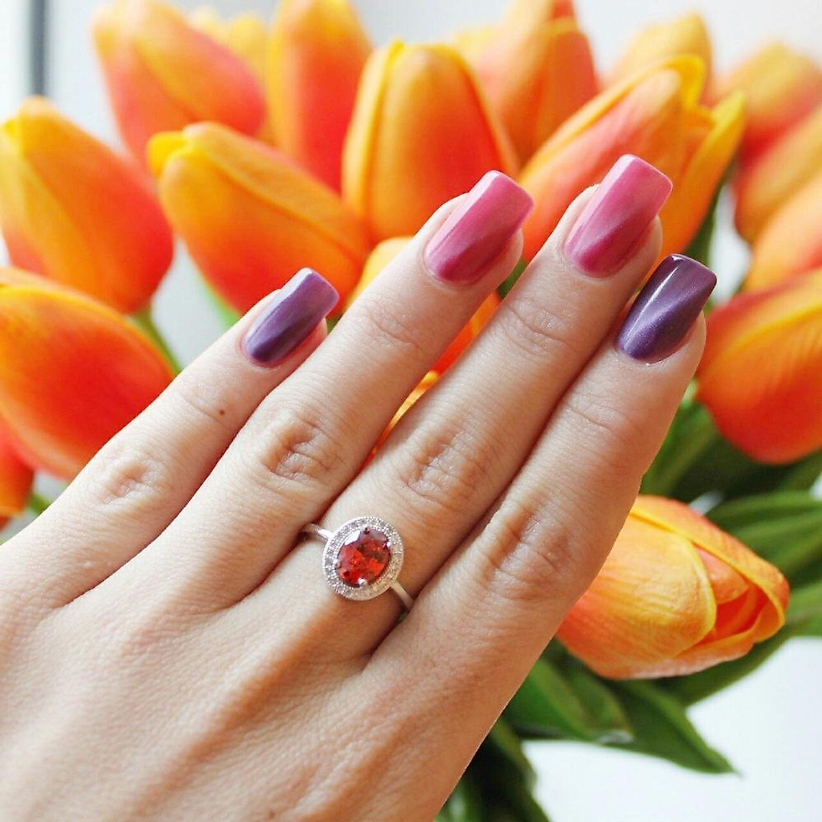 Uloveido Oval Cut Solitaire Wedding Engagement Rings White Gold Plated, Best Gifts for Women/Mom (Size 8) PJ4262