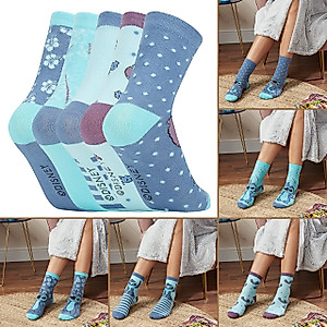Disney Womens Novelty Socks, Pack of 5 Soft Calf Socks - Gifts for her (Blue Stitch)