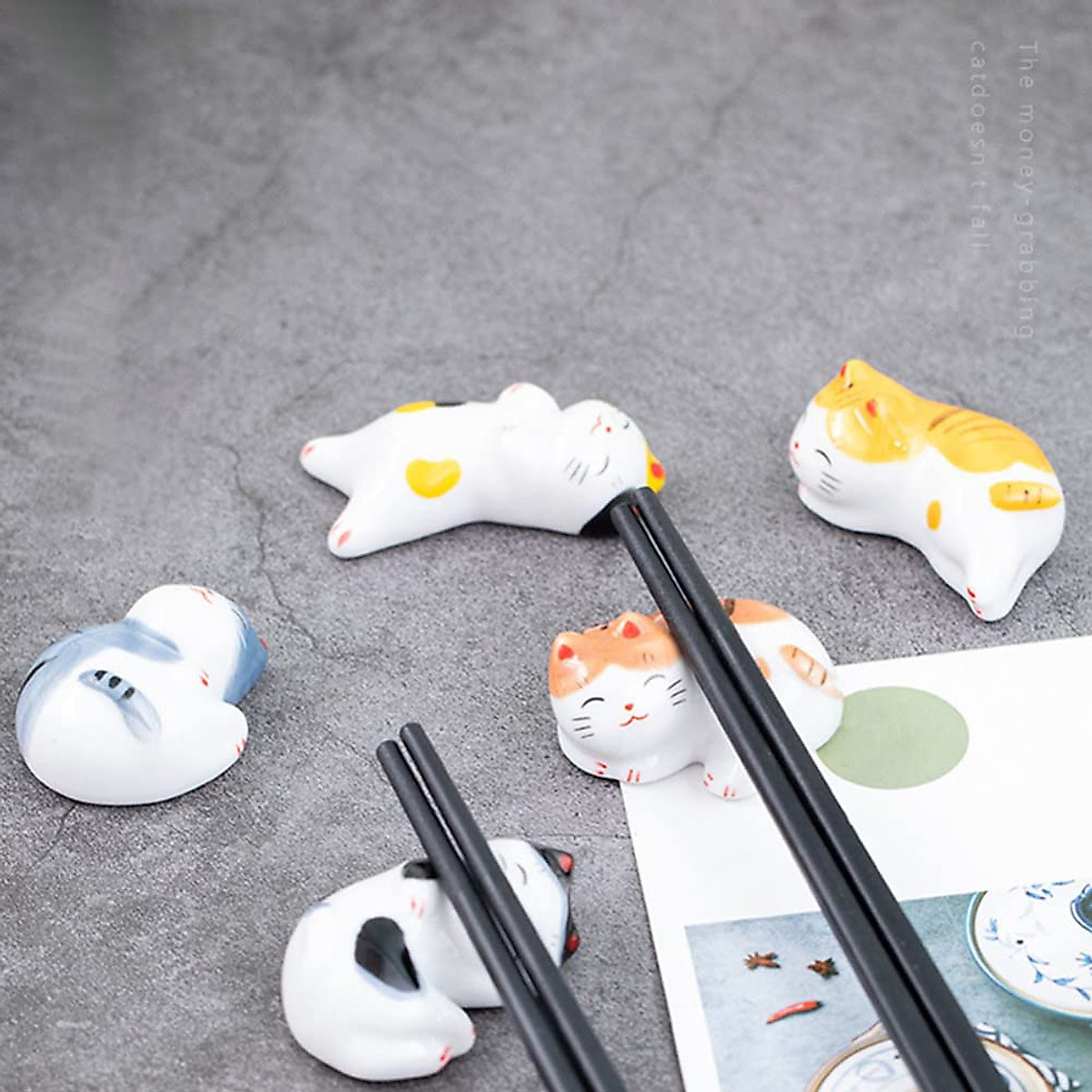 SHERCHPRY Cute Cat Ceramic Chopsticks Holder Stand Rest Lucky Cat Spoon Fork Knife Stand Animal Party Decoration For Holiday Party Dining Table 5pcs
