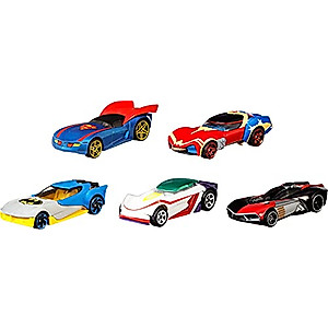 Hot Wheels Dc Toy Character Car 5-Pack in 1:64 Scale: Superman, Batman, Wonder Woman, the Joker Gt & Harley Quinn
