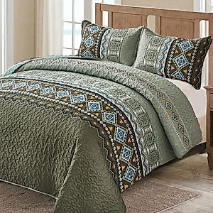 Boho Quilt Set King,3 Piece Olive Green Bedspread Coverlet Set with Geometry Printed for All Season, Lightweight Oversized Bohemian Bedding Set 104"×90"