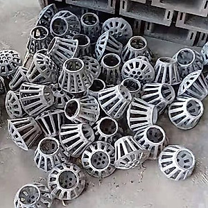 Cabilock Gutter Guard Iron Filter Strainer Gutter Downspout Protectors Gutter Leaf Guards for Stops Leaves and Other Debris Gutter Cleaning Tool