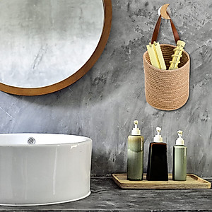 YOUEON Set of 2 Jute Hanging Basket 7.8" x 6.7", Wall Hanging Planter Baskets, Jute Woven Hanging Storage Baskets, Small Woven Baskets for Sunglasses Wallet Keys Flower Plants Towels Toys