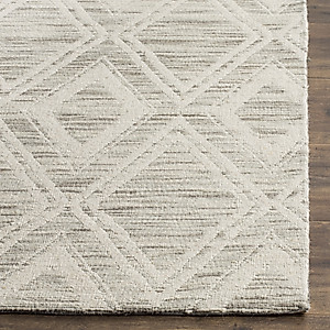 SAFAVIEH Marbella Collection Accent Rug - 4' x 6', Light Brown & Ivory, Handmade Wool, Ideal for High Traffic Areas in Entryway, Living Room, Bedroom (MRB312C)