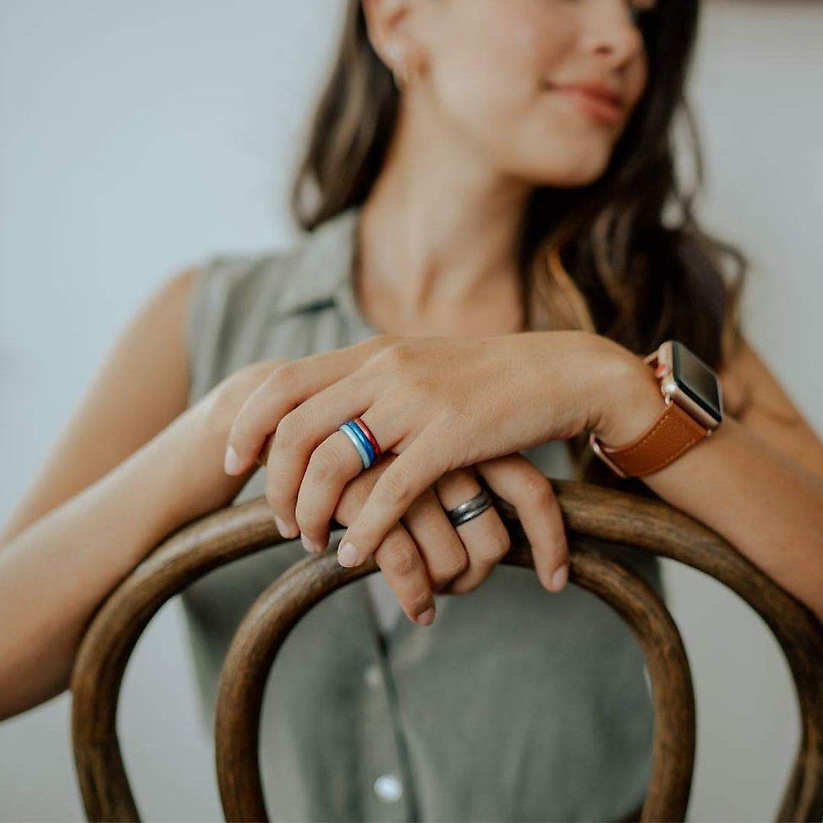 Enso Rings Thin Elements Silicone Ring Infused with Precious Elements – Stackable Wedding Engagement Band – 4.3mm Wide, 1.75mm Thick (Platinum, 10)