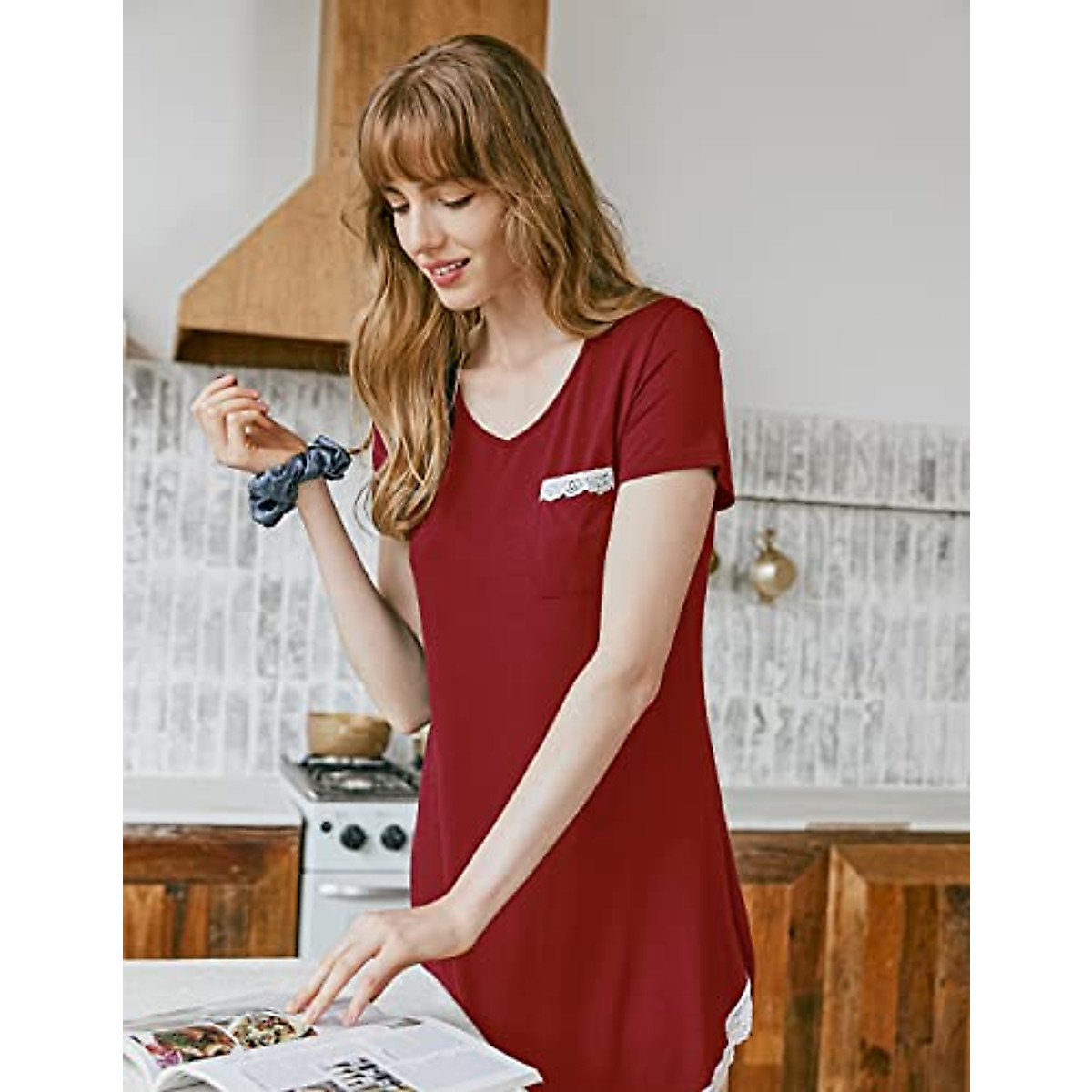 Ekouaer Womens Nightgown Womens Sleepwear Sexy V Neck Nightshirt Short Sleeve Sleepshirts withCurve Hem, Wine Red M