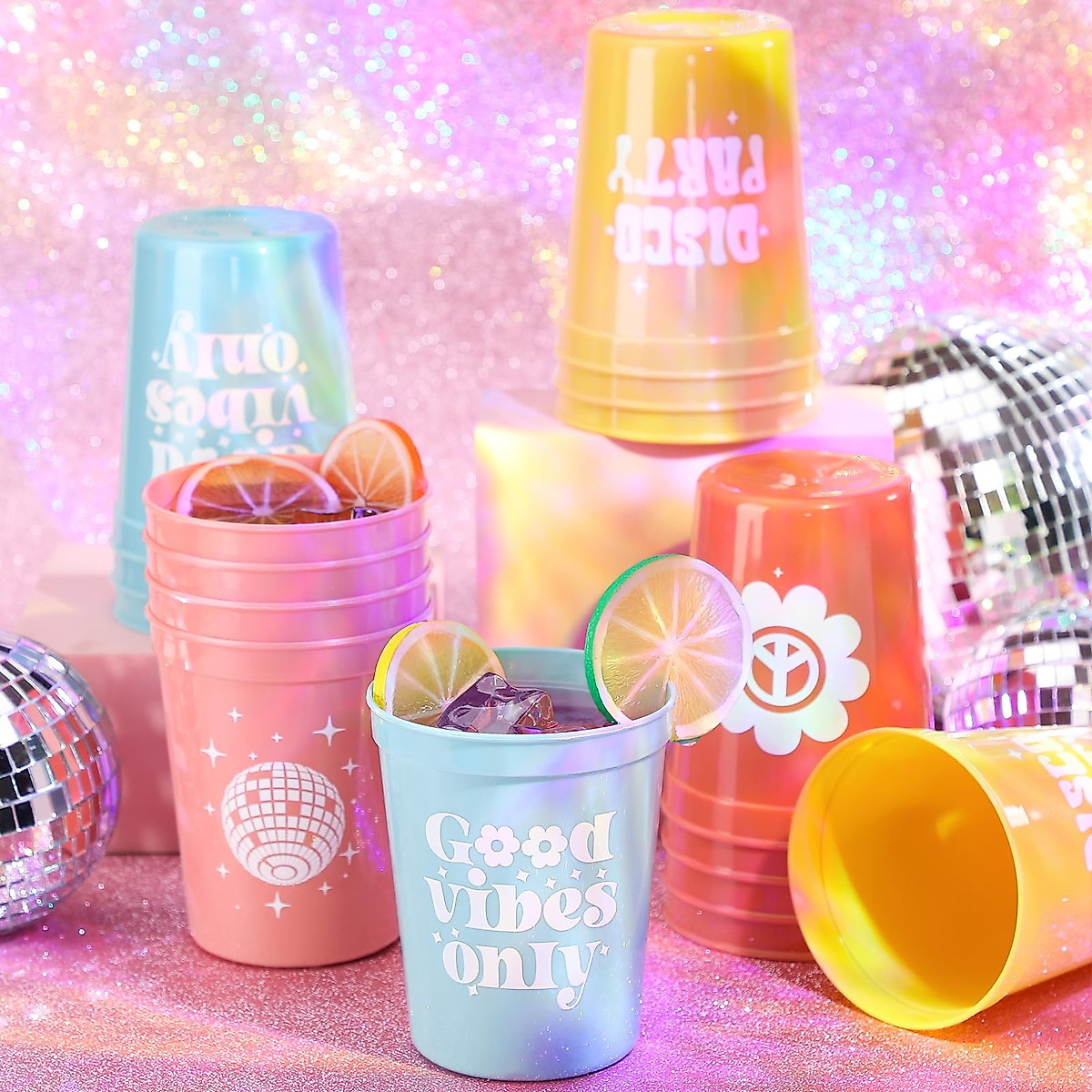 Norme 16 Pcs Groovy Retro Bachelorette Party Decorations Cups 16 oz Reusable Hippie Boho Party Plastic Cup 70s Bridal Shower Cup Bulk Dazed and Engaged Bachelorette Drinking Drinkware Supplies Favor