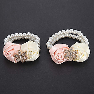 AUNMAS 2pcs Wedding Wrist Corsage, Girl Bridesmaid Groomsmen Hand Flower Faux Pearl Bead Corsage, Flower Bracelet Wedding Prom Party Decorations (White+)