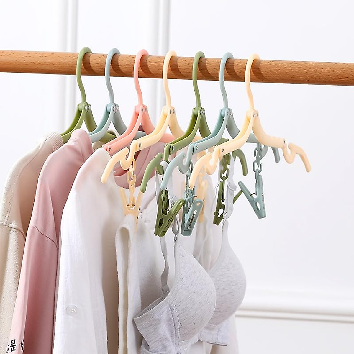 24 Pcs Travel Hangers with 48 Pcs Clips,Portable Folding Clothes Hangers Travel Clothes Hangers Travel Accessories Foldable Clothes Drying Rack for Travel Plastic Non Slip Clothing Hangers 4 Colors
