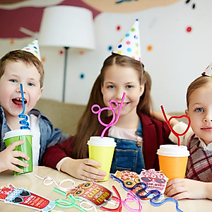 Valentines Day Cards, 32 Pack Crazy Straws Bulk, Silly Straws for Kids Colorful Valentine Exchange Cards Loop Reusable Drinking Straws Valentine Gifts for Classroom Boys Girl School Party Game Favor