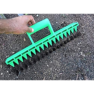 Gardinnovations Seed-in Soil Digger and Soil Spacer for Planting Seeds
