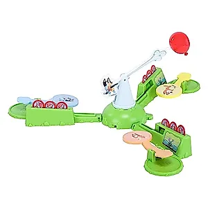 Bluey Keepy Uppy Game. Help, Bingo, and Chilli Keep The Motorized Balloon in The Air with The Character Paddles for 2-3 Players. Ages 4+