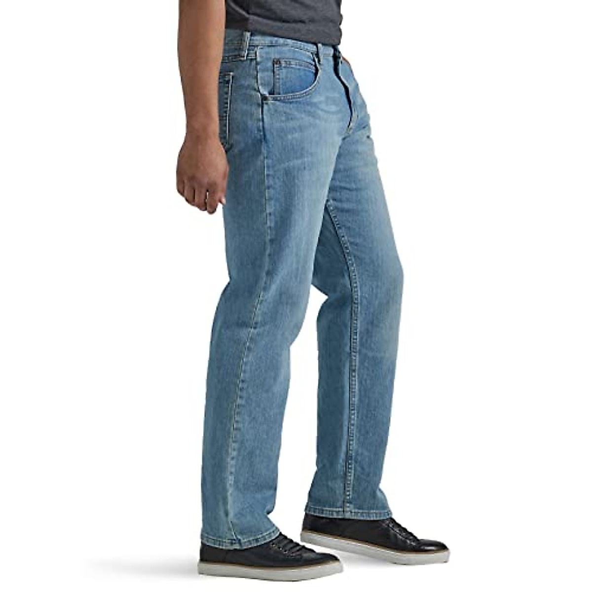 Wrangler Authentics Men's Classic 5-Pocket Relaxed Fit Flex Jean Bleached Denim Flex 37W x 32L