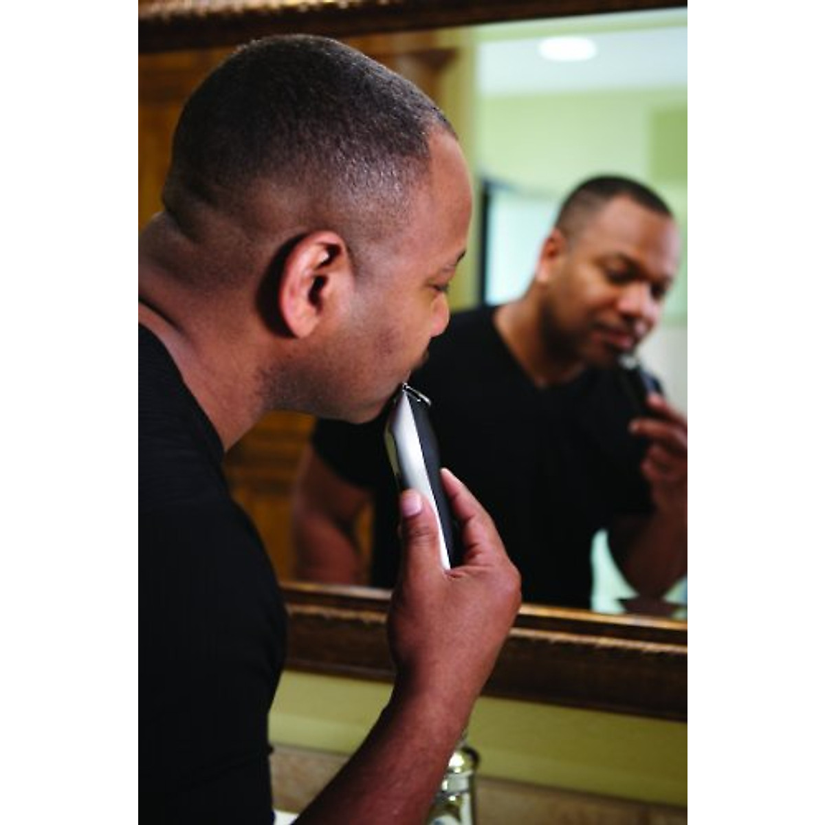 Andis Men 22725 VersaTrim Corded/Cordless Hair & Beard Trimmer Kit - Carbon Steel T-Blade for Close Cutting with Rechargeable Powerful Lithium-Ion Battery – Set of 14-Pieces, Silver