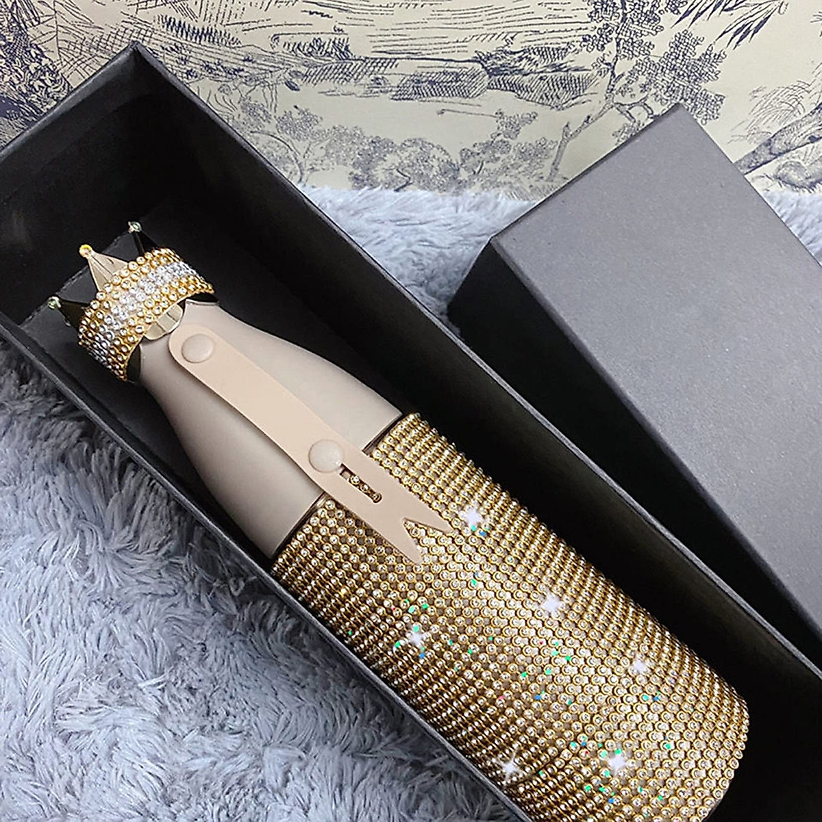 HLONGG Stylish Rhinestone Stainless Steel Water Bottle Portable Insulated Bottles Diamond Water Bottle Fashion Double Walled Vacuum with Lid Water Bottle,Gold1