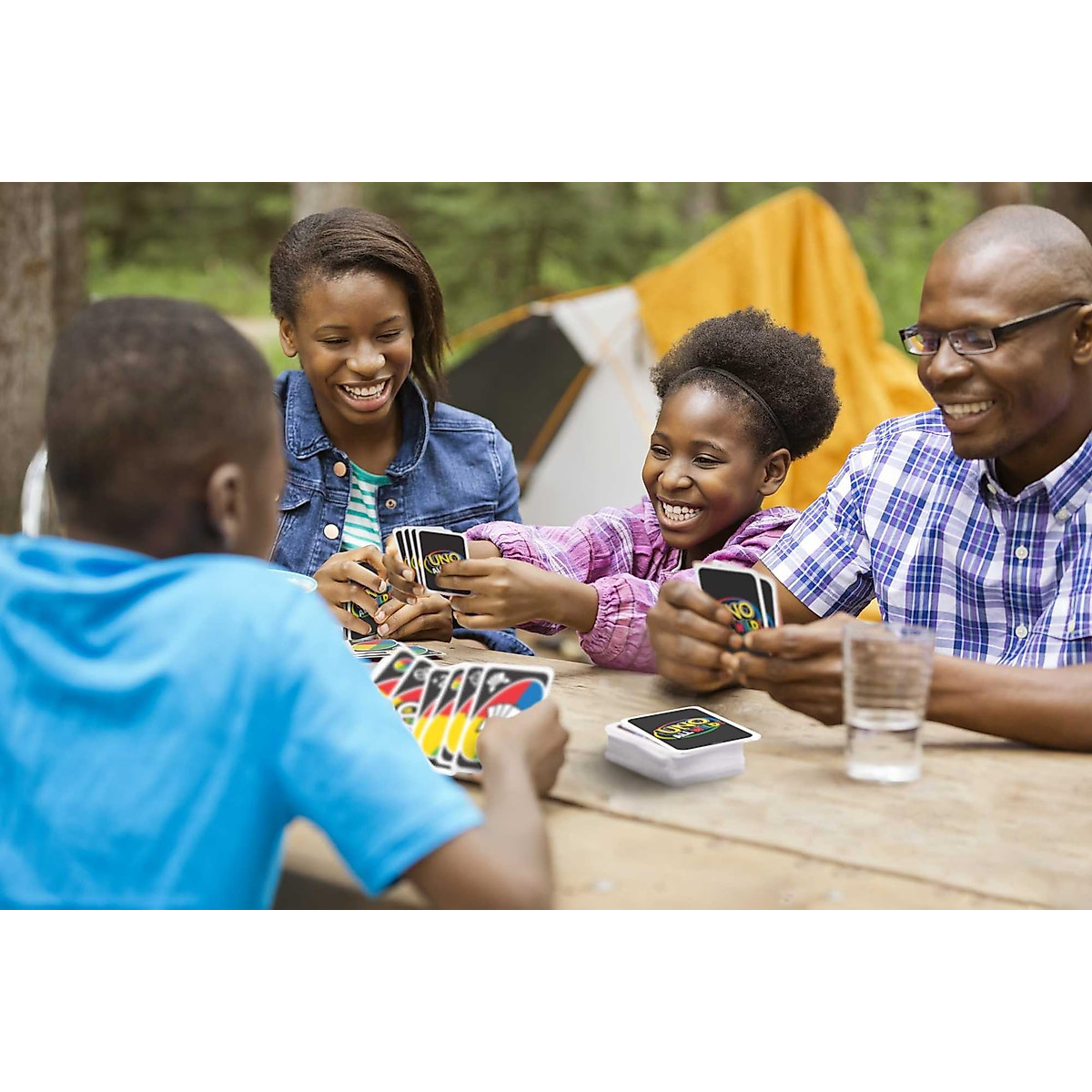 Mattel Games UNO All Wild Card Game for Family Night, Travel Game in Collectible Tin Where All Cards Are Wild, 2-10 Players (Amazon Exclusive)