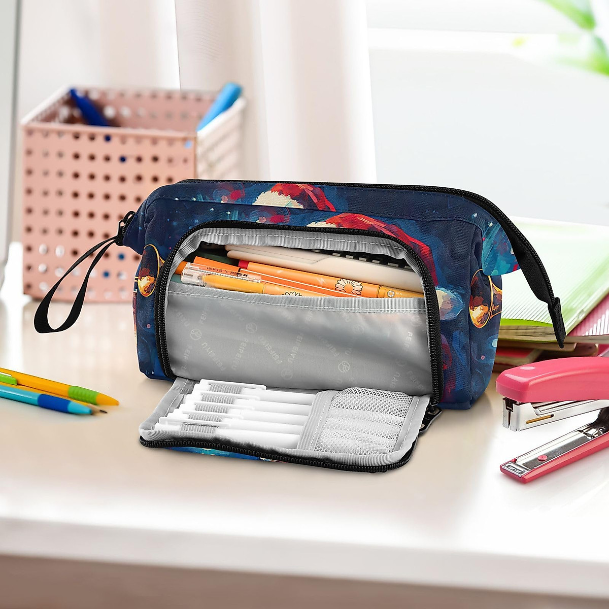 Generic Santa Claus Trumpet Large Pencil Case Pouch Pen Case for Girls Boys Adults Big Capacity Portable Pen Case Bag with Zipper Pencil Cases Pouches for Birthday Gift Back to School Supplies