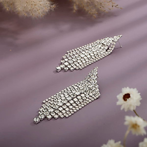 Xerling Rhinestones Fringe Chain Boho Chandelier Tassel Earrings for Women Statement Silver Crystal Earrings Dangling Bridal Wedding Earrings