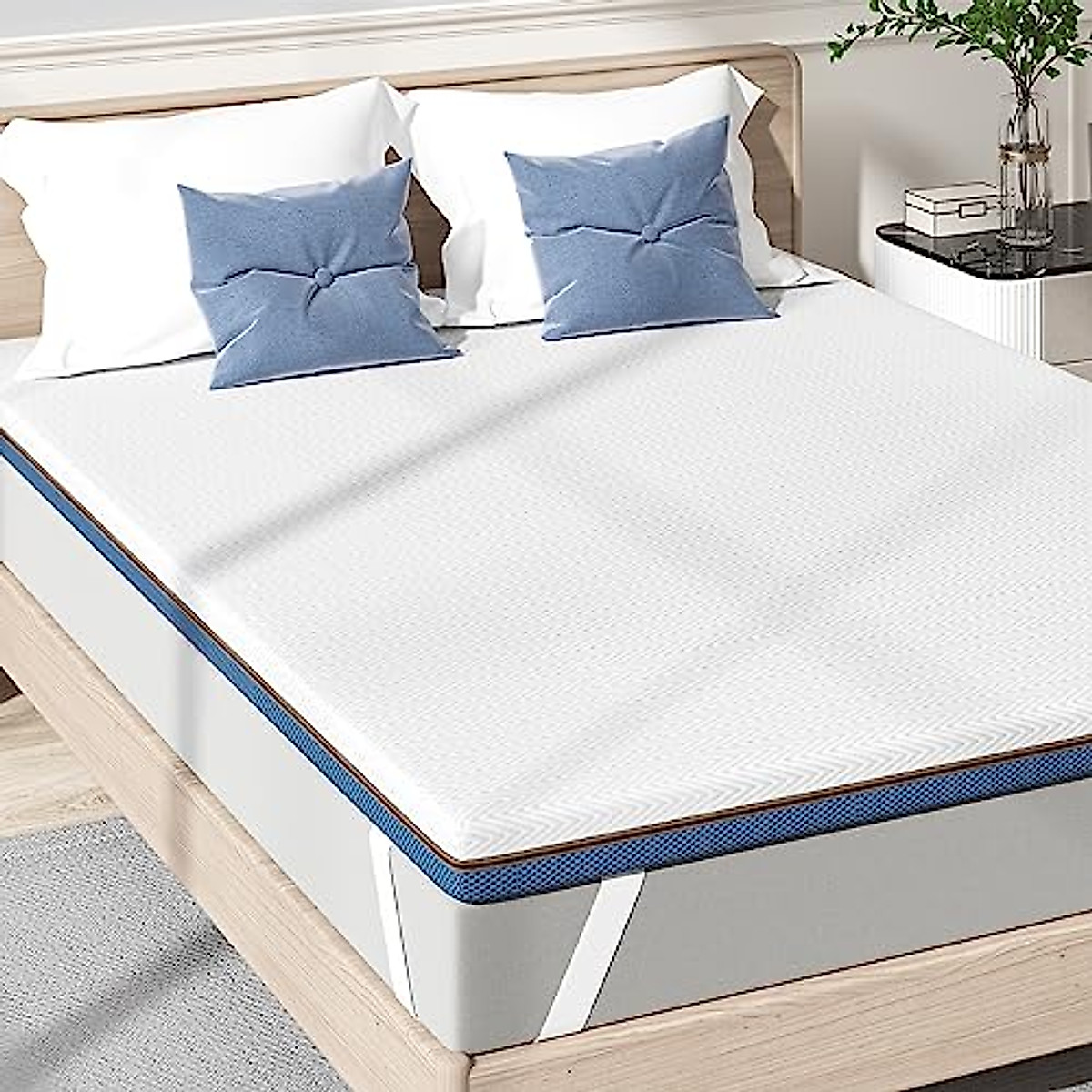 UniPon 2 Inch Gel-Infused Memory Foam Mattress Topper for Full Size Bed, Ventilated Bed Foam Topper for Back Pain and Pressure Relief, High-Density Cooling Mattress Pad with Removable & Soft Cover