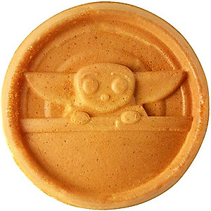 The Child 4" Mini Waffle Maker, The Mandalorian