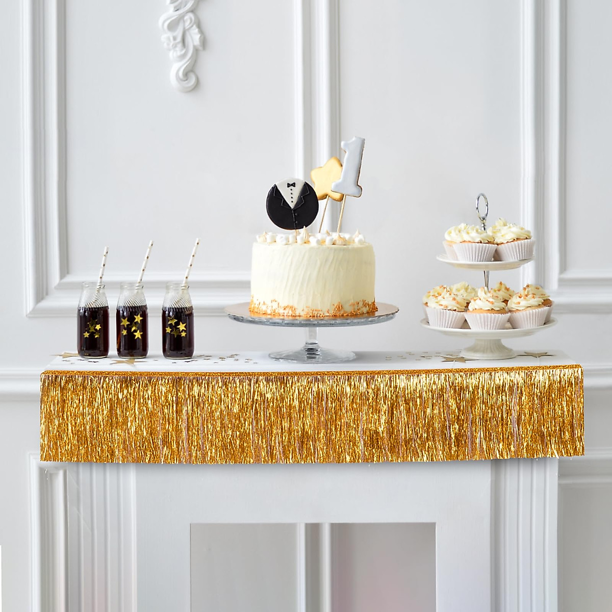 C＆B Gold Foil Fringe Garland Party Decorations, 6 Feet Gold Tinsel Metallic Glitter Banner, Hanging Gold Banner Table Skirt for Birthday Bride Bachelorette Engagement Retirement Christmas Party Decor