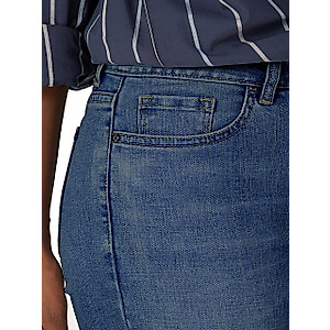 Lee Women's Legendary Mid-Rise Cuffed Bermuda Jean Short, Steadfast, 12