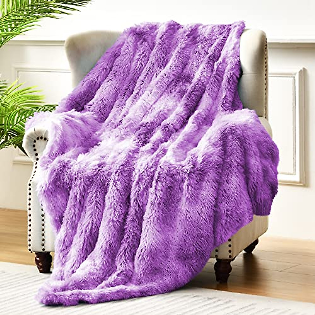 Exclusivo Mezcla Twin Size Faux Fur Bed Blanket, Super Soft Fuzzy and Plush Reversible Sherpa Fleece Blanket and Warm Blankets for Bed, Sofa, Travel, 60X80 inches, Purple