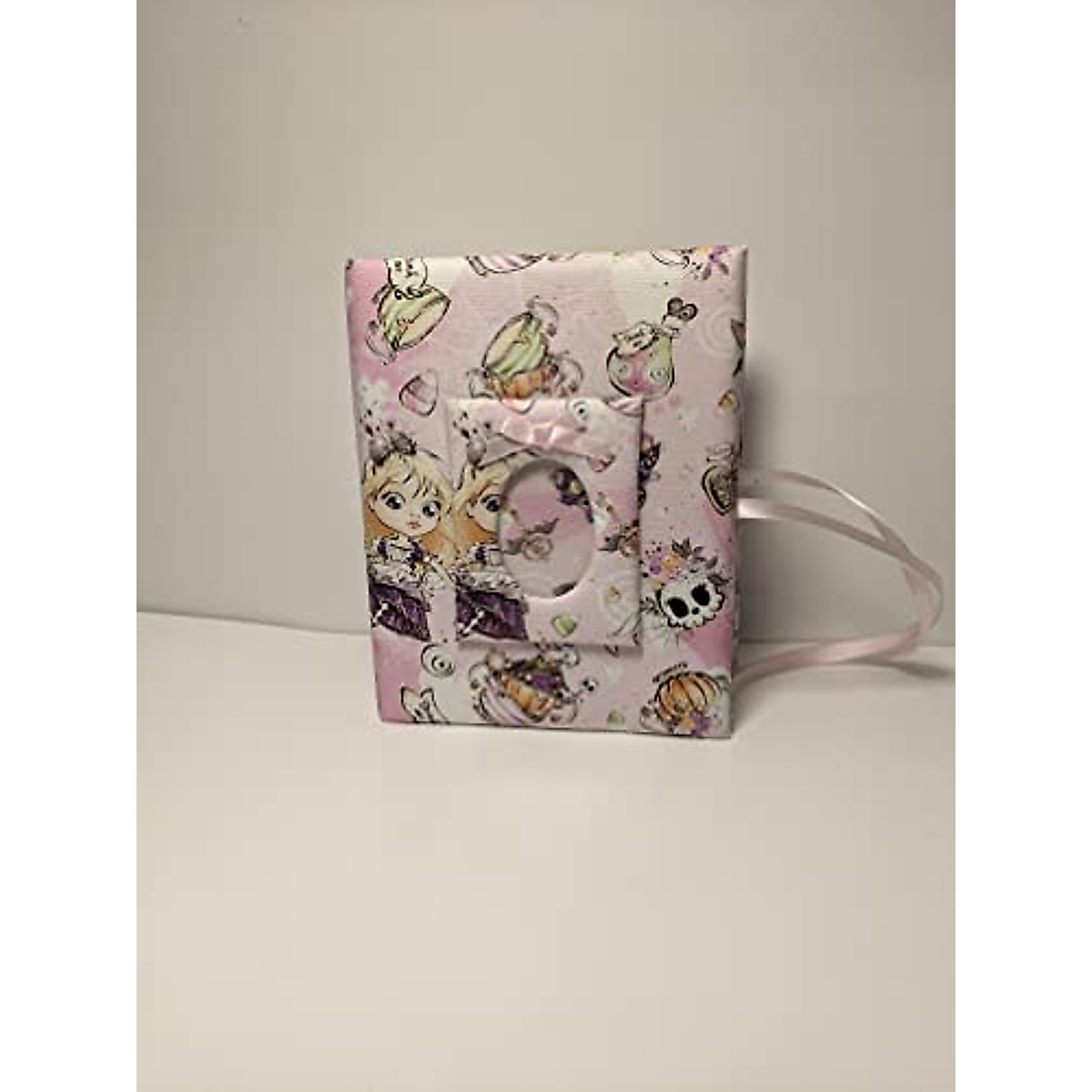 Disneys Alice in Wonderland Photo Album 2, Personalized Photo Album - Holds 100 4x6 Photos - Handmade