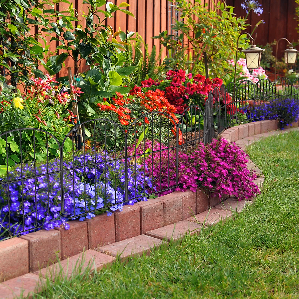 OUSHENG Small Decorative Garden Fence, 10ft (L) x 16.5in (H) Fencing, Rustproof Metal Wire Panel Border Animal Barrier for Dog, Flower Plant Edging for Yard Backyard Outdoor, Arched