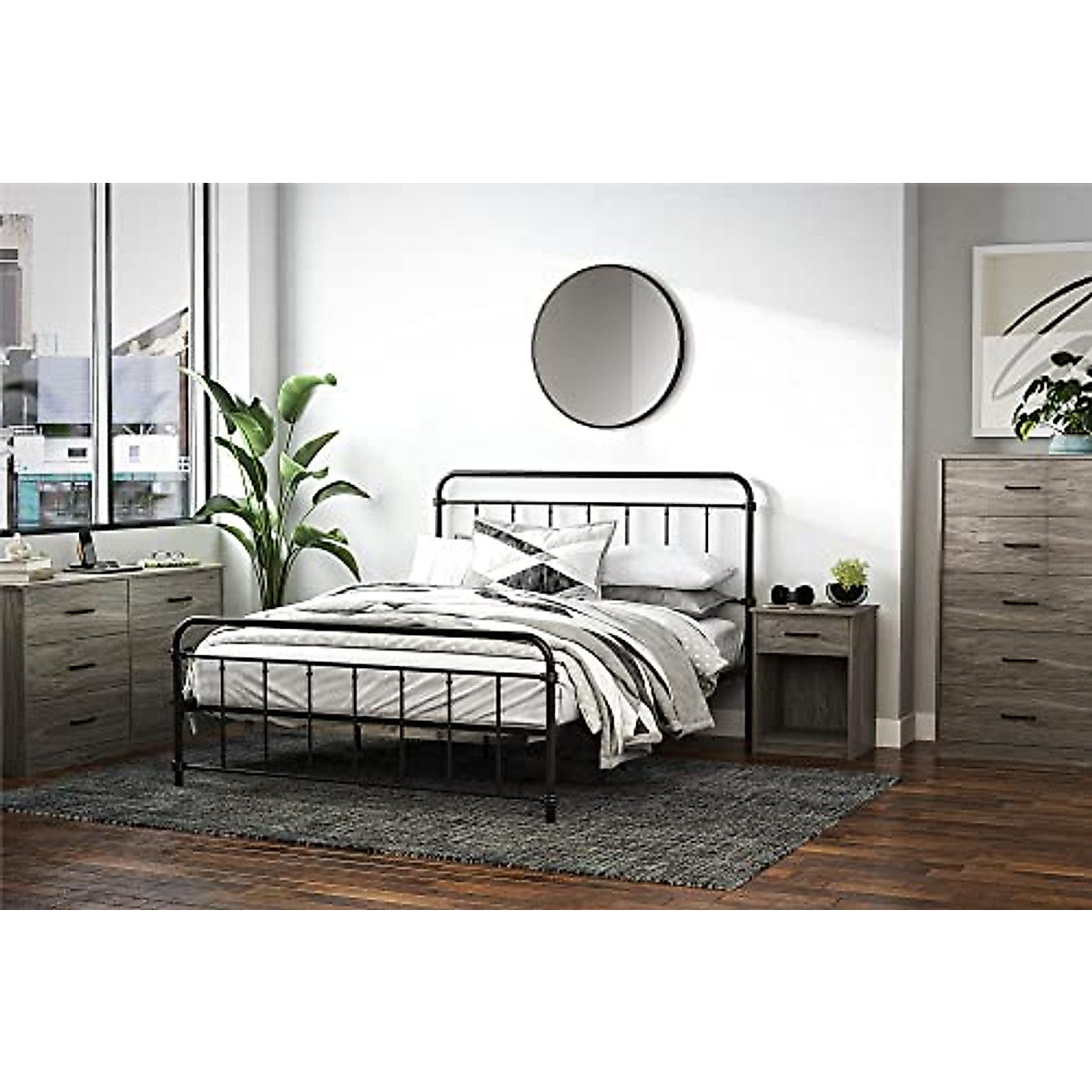 Ameriwood Home Edgewater Dresser, 4 Drawer, Grey Oak