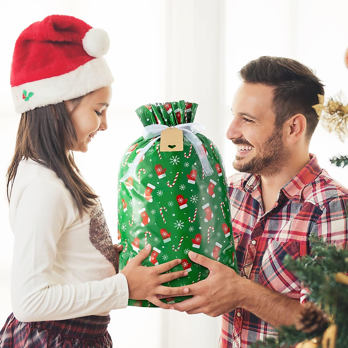 Christmas Drawstring Gift Bags with Tags - 32 PCS Stand Up Thanksgiving Gift Bags Assorted Sizes Large Medium Small Foil Gift Wrapping for Birthday, Goodies, Xmas Holiday Party Decorations Supplies