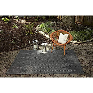 Momeni Rugs Como Contemporary Geometric Indoor Outdoor Area Rug 5'0" x 7'6" Charcoal