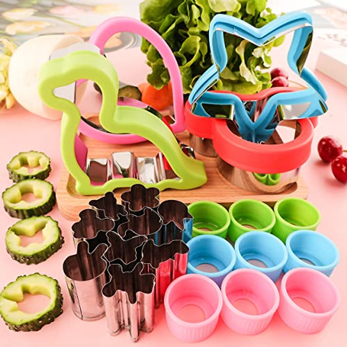 Stainless Steel Sandwiches Cutter set Kids Vegetable Fruit Cutters Heart Star Dinosaur Mousehead Sandwich Cutters Shape Cookie Cutout Fun Food Shape Cutters for Baking