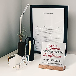 Happy Retirement Appreciation Gifts For Women, Boss Lady Gifts for Women, Office Plaque Sign Gift for Colleagues Coworkers- Never Underestimate The Difference You Made and The Lives You Touched