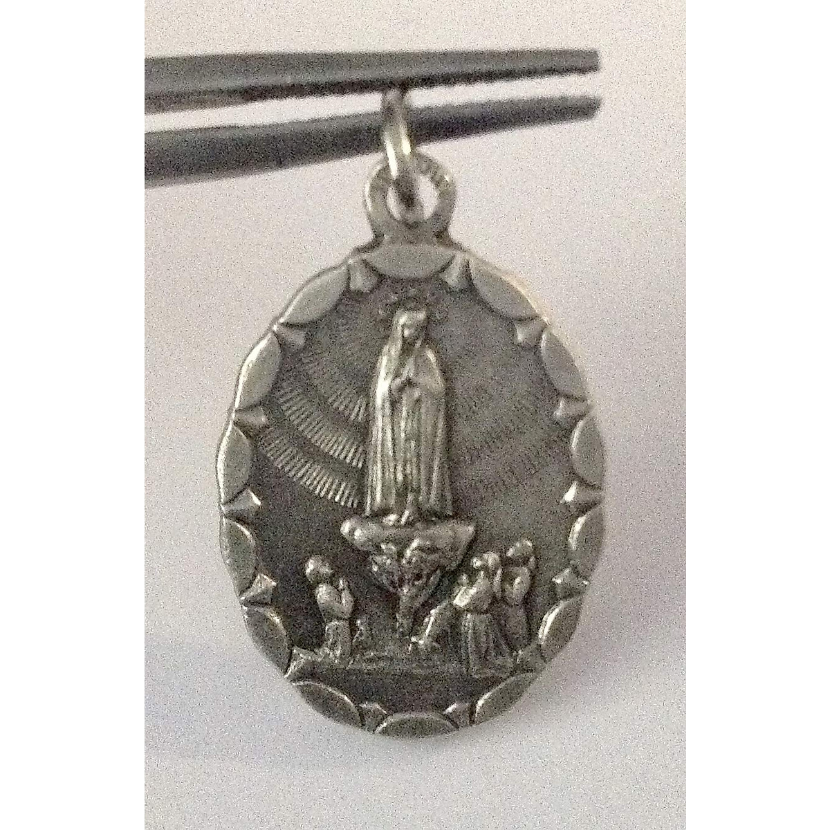 MADONNA OF FATIMA MEDAL (OUR LADY OF FATIMA)- OVAL SHAPE -100% MADE IN ITALY - THE PATRON SAINTS MEDALS