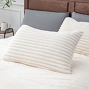 BEDELITE Fleece King Comforter Set -Super Soft & Warm Fluffy White Bedding, Luxury Fuzzy Heavy Bed Set for Winter with 2 Pillow Cases