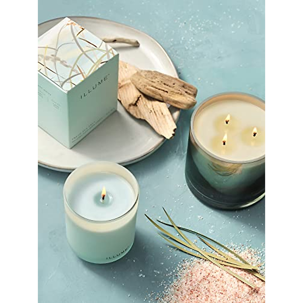 Illume Beautifully Done Essentials Fresh Sea Salt Demi Vanity Tin Scented Candle