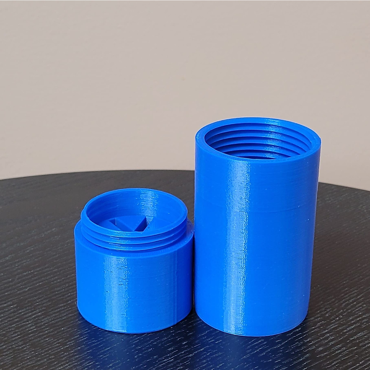 Eye Drop Vials Holder - Seven (7) Eye Drop Vials - Round Screw On Lid - Znet3D (Blue)