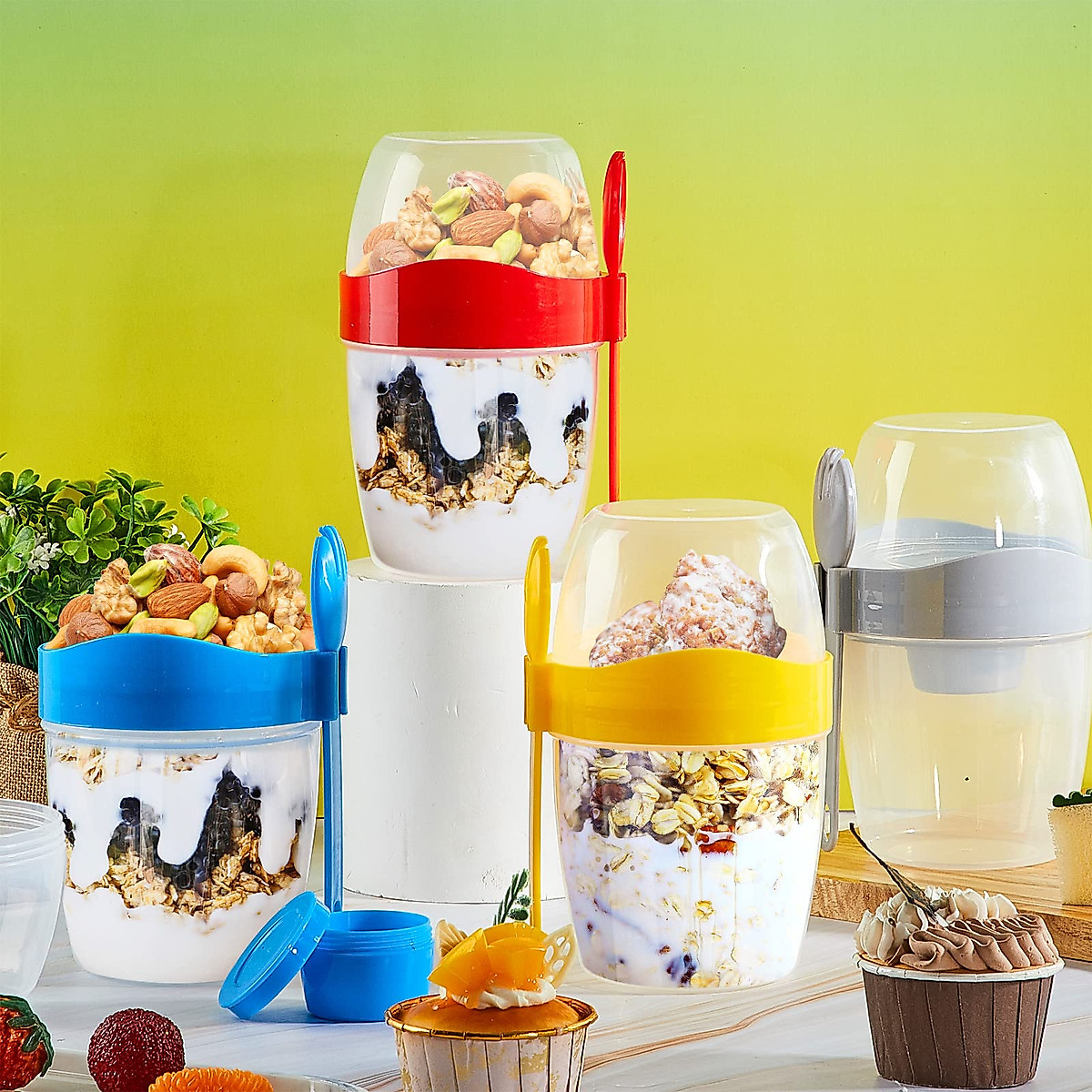4 Pack 29 oz Take and Go Breakfast Yogurt Oats Cups Overnight Oats Container with Lid and Spoon Portable and Reusable Salad Meal Shaker Cup with Topping Cereal Cup for Yogurt Oatmeal Oats Food Parfait